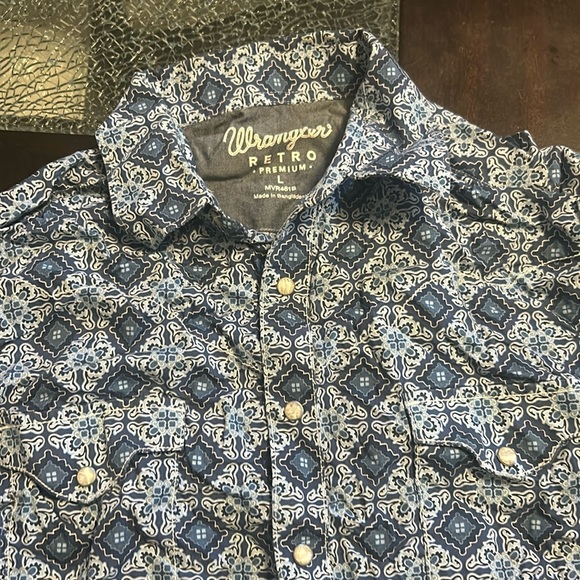 Wrangler | Shirts | Wrangler Retro Premium Button Down | Poshmark
